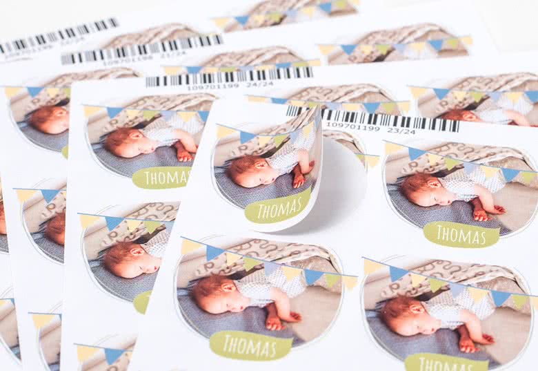 Sticker mit eigenem Foto gestalten - Jetzt bei smartphoto