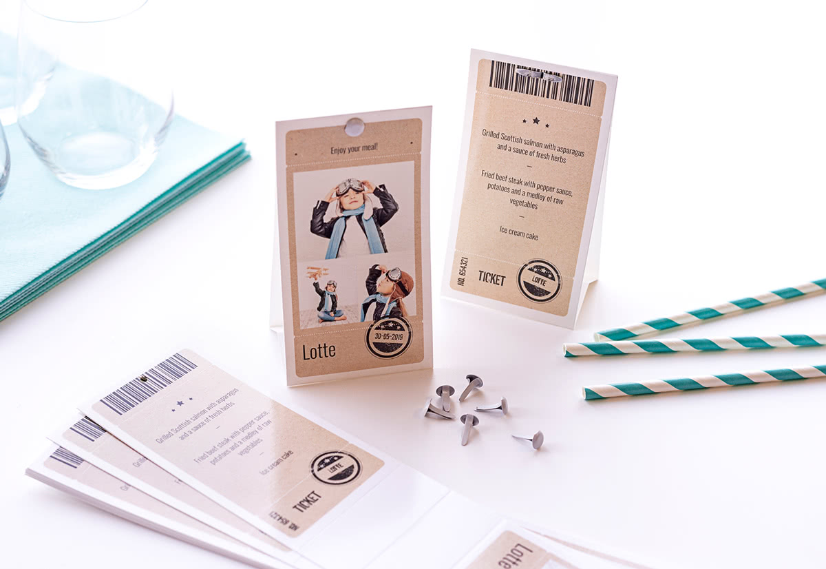 Custom Standing Cards | Personalised Menu Cards | smartphoto