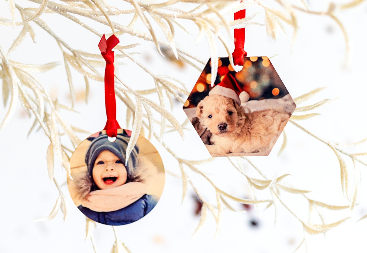 Personlig julepynt i tre med bilde eller tekst | Smartphoto